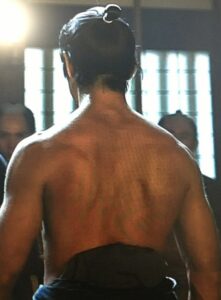 【2024年最新の美ボディー画像】西島秀俊の筋肉がムキムキなのは役者魂がすごいからだった！トレーニング内容がアスリート並みで細マッチョな男性 ...